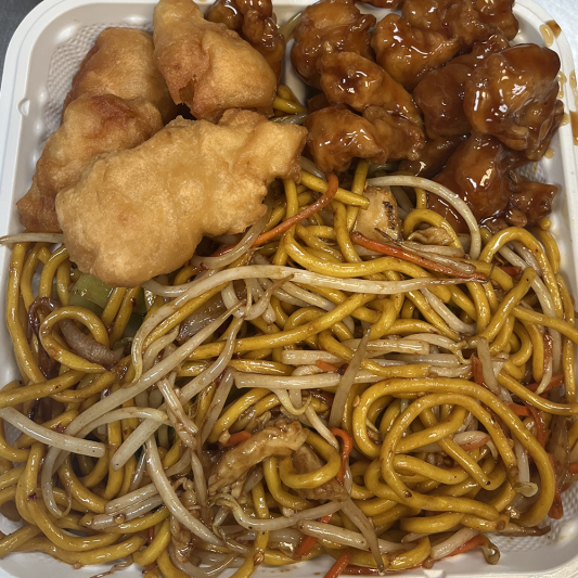 C2. Vegetables Spring Roll, Sweet and Sour Chicken and General Tao's ...