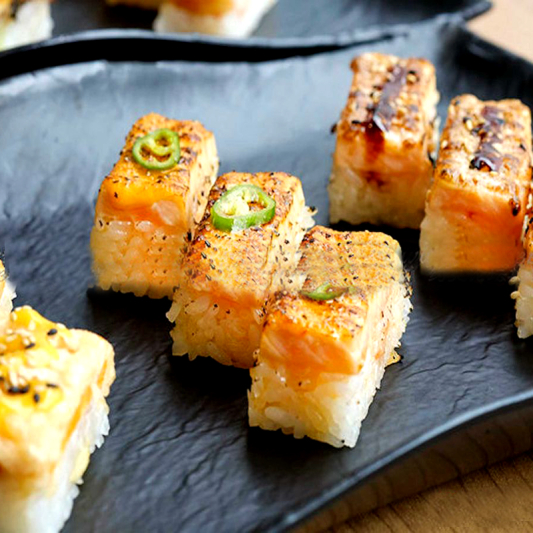 Aburi Pressed Crab Sushi Cake (8 pcs) | Saigon Hut