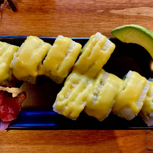 Mango Roll (8 pcs) | Fushimi Sushi Sydney
