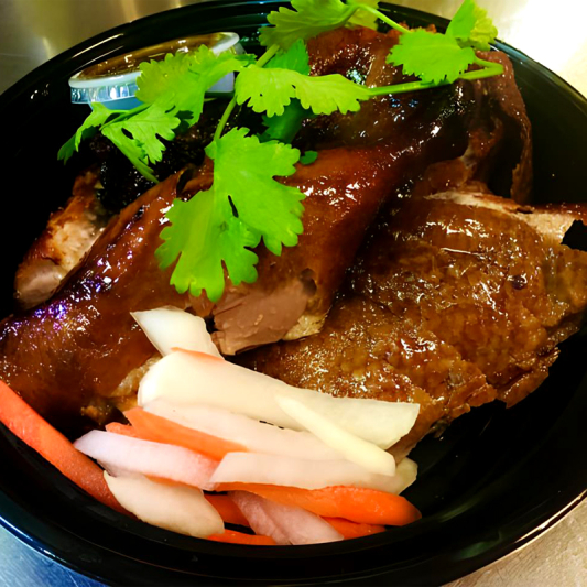 66. Demi-canard grillé / Half BBQ Duck / 半鸭 | Le Cristal Chinois BBQ ...