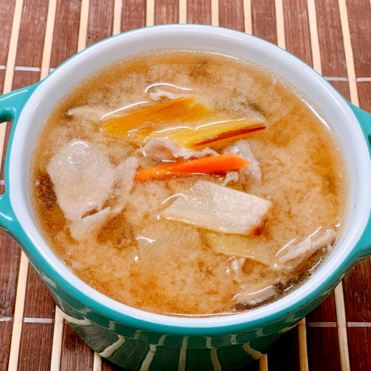 Tonjiru (Japanese Pork Miso Soup) | Umami Express Japanese and Korean ...