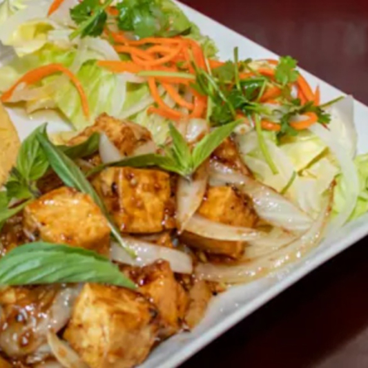 Com Dau Hu Luc Lac | Pho Star Bowl