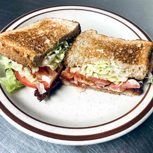 BLT Sandwich | Johnny's Maples Pizza & Restaurant