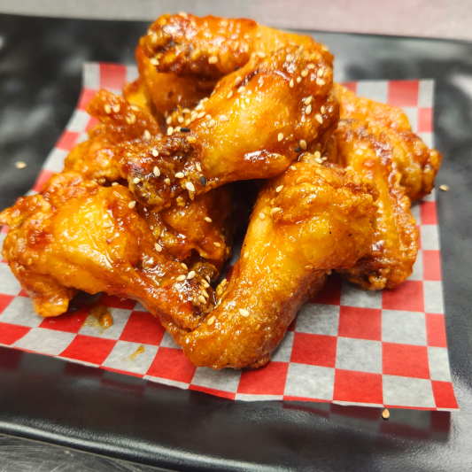 Hong Kong Chicken Wings | Yanakee Sushi & BBQ